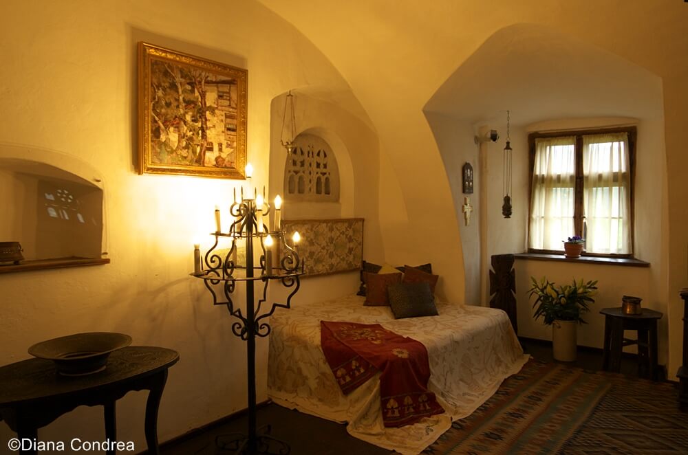 Bran Castle: The Real Story of a World Famous Attraction