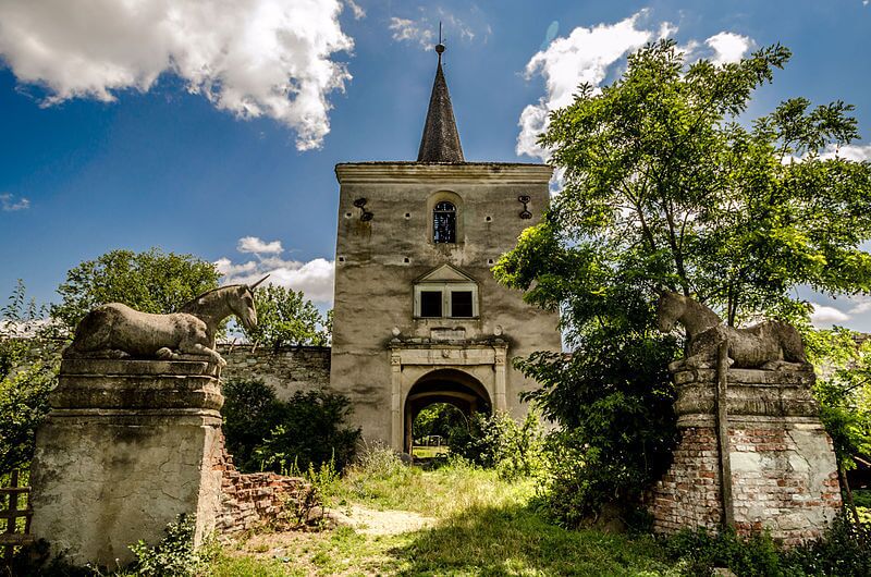 Top Five Castles of Transylvania You Should See - Uncover Romania