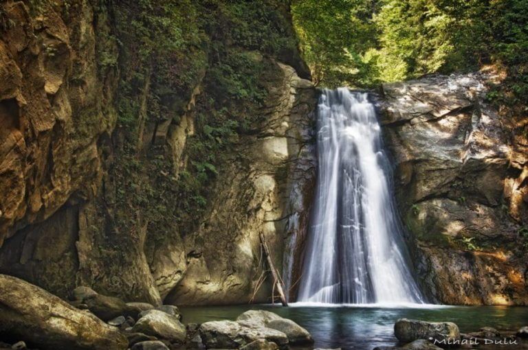 Nine Scenic Waterfalls in Romania You Should See